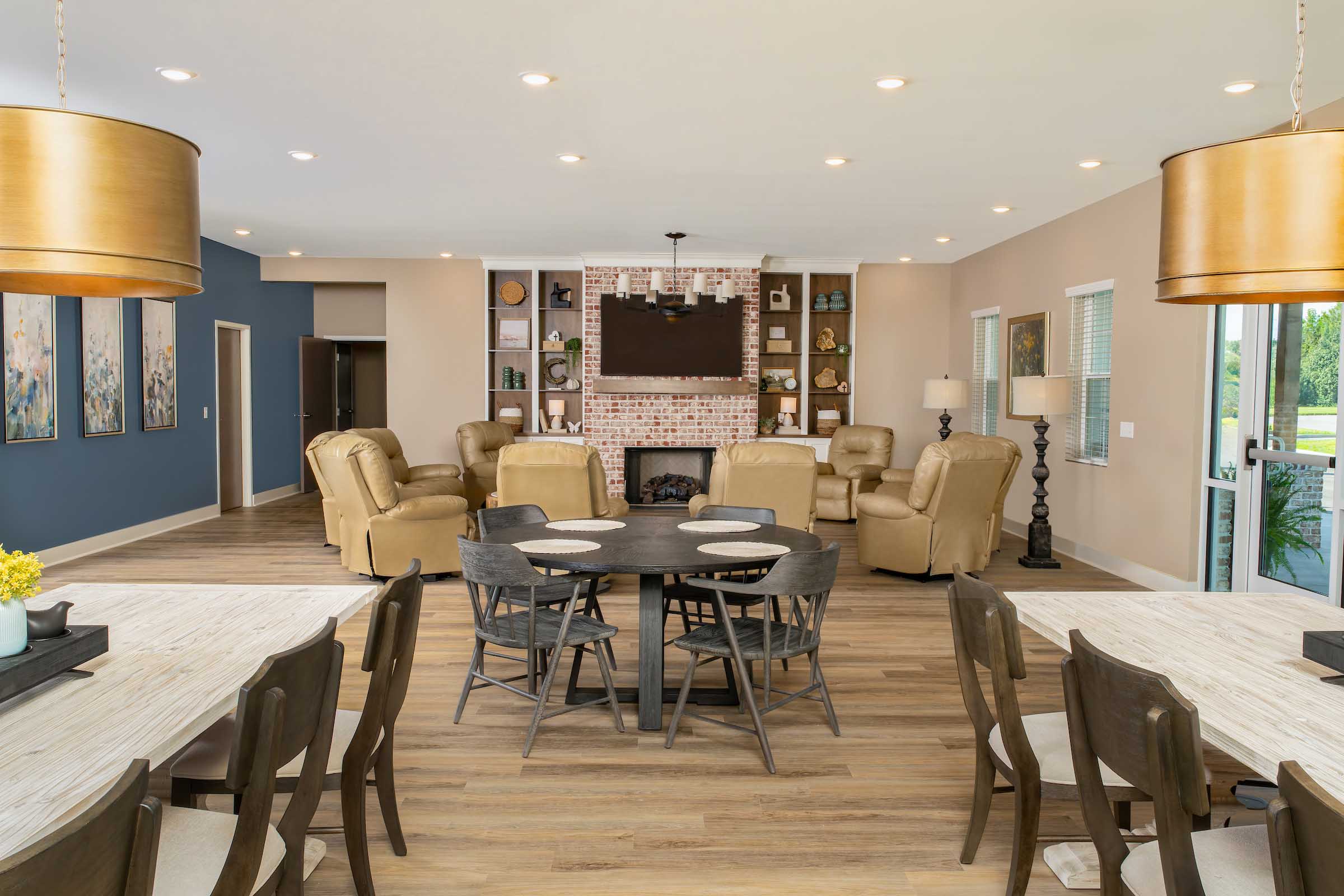 Assisted Living at The Willows: Exceptional Care & Support